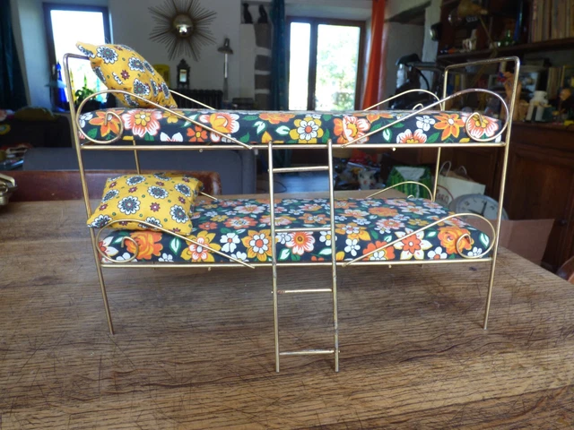 ANCIEN LIT SUPERPOSÉ de poupée année 70 jouet vintage de collection avec échelle EUR 75,00 ...