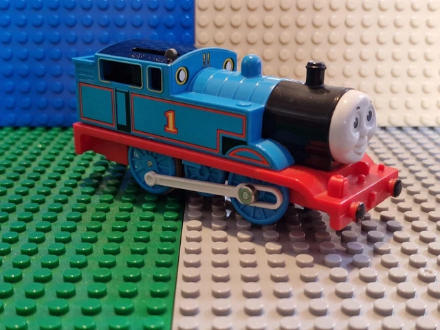 TOMY TRACKMASTER THOMAS the Tank Engine Motorised Train - Non Working ...