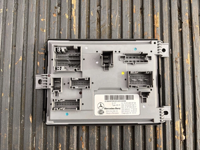 MERCEDES BENZ W213 W257 Fuse Box Control Unit Sam A2139009729 £99.00 ...