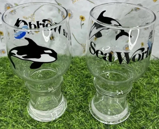 RARE VINTAGE SEA World Orca Killer Whale Pint Glasses Collectable ...