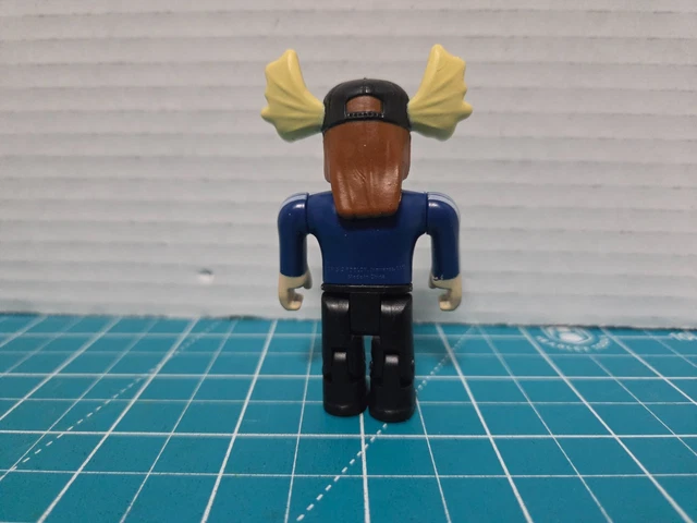 ROBLOX CELEBRITY SERIES Figure Totally Not A Spy Antler Hat $9.99 ...