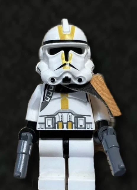 LEGO STAR WARS - 327th Star Corps Clone Trooper Phase 2 Minifigure ...