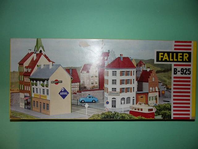FALLER MAQUETTE À monter 5 immeubles B-925 NEUF (n°1) EUR 135,00 ...