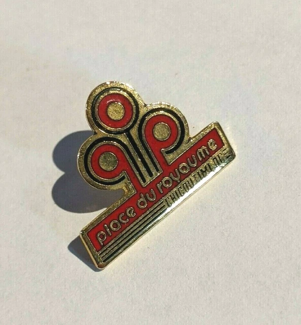 VINTAGE LAPEL PIN (A3) Place du Royaume Chicoutimi Quebec $8.00 ...