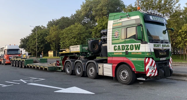 TRUCK PHOTO - Cadzow Heavy Haulage (Scotland) Man Artic Low Loader £0. ...