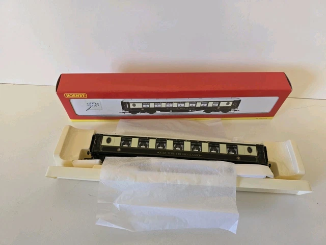 HORNBY R4144 PULLMAN 3rd Class Parlour Car ‘Car No.35 Third Class ...