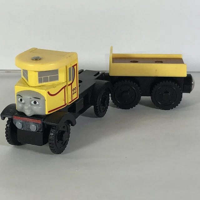 THOMAS THE TRAIN Isabella with Trailer Wooden Railway Friends No ...