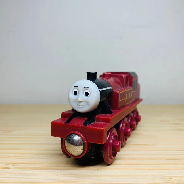 ARTHUR - THOMAS The Tank Engine & Friends Wooden Railway Magnet Trains ...