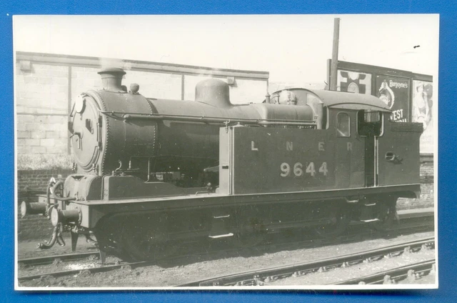 LNER 9644 AT UNKNOWN LOCATION.PHOTOGRAPH 9 x 14cms £1.99 - PicClick UK