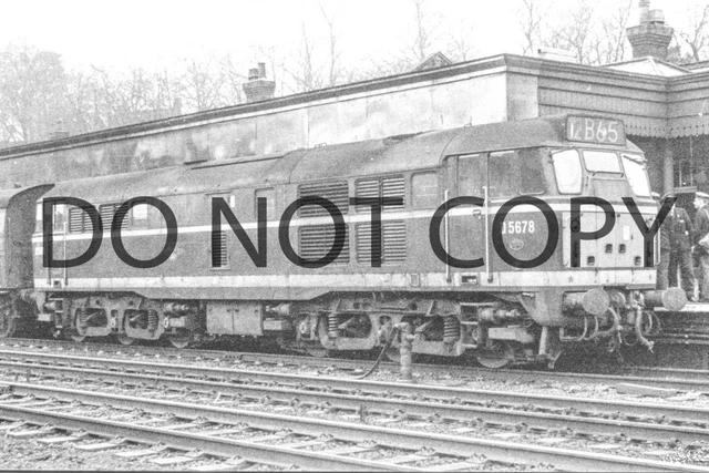 UK DIESEL TRAIN Railway Photograph Of Class 31 D5678 Loco. Rm31-632 £1. ...