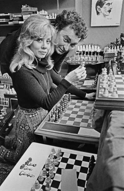 BRITISH ACTRESS JUNE Barry with actor Derek Godfrey UK 1974 OLD PHOTO £ ...