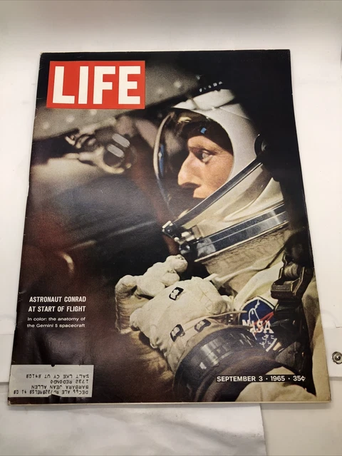 LIFE MAGAZINE SEPTEMBER 3 1965 Astronaut Pete Conrad at Start of Flight ...