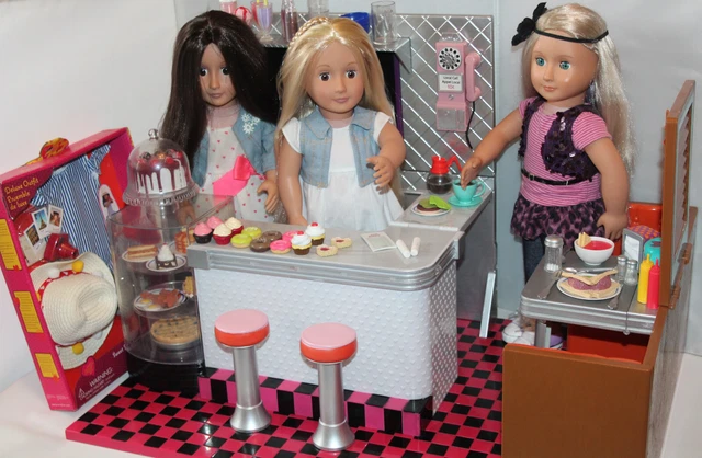 OUR GENERATION RETRO Diner Cafe Musical Jukebox And Three Dolls £100.00 ...