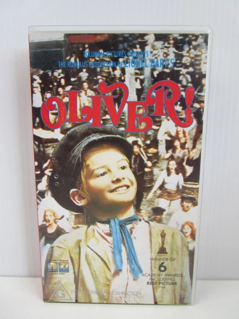 OLIVER! VHS TAPE, Mark Lester, Vintage Video, Classic Children's Movie, G 1968 £12.47 - PicClick UK