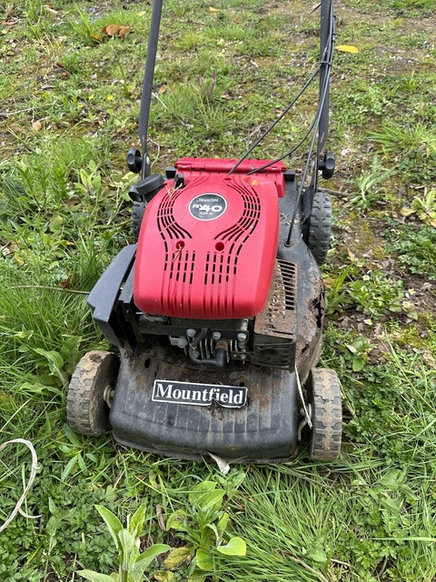 MOUNTFIELD RV40 PETROL lawnmower spares or repair £9.99 - PicClick UK