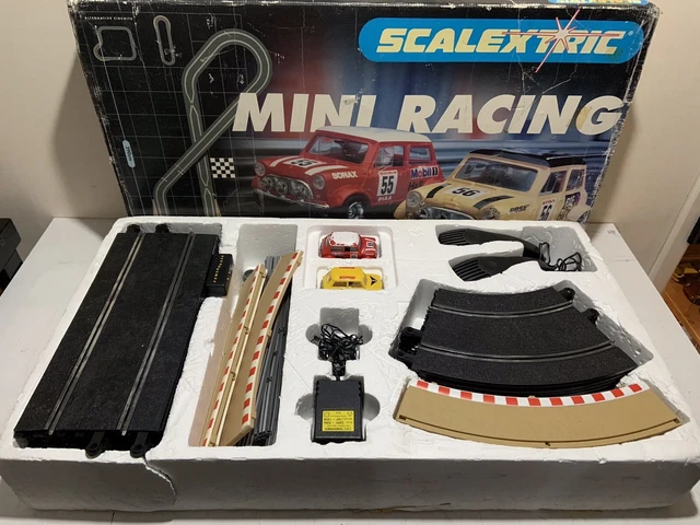BOXED SCALEXTRIC C1019 Mini Racing Electric Model Racing Slot Car Set £ ...