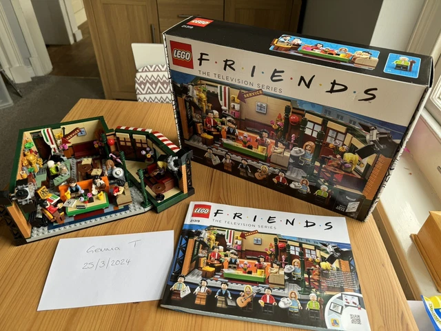 LEGO IDEAS FRIENDS Central Perk Set (21319) £54.99 - PicClick UK