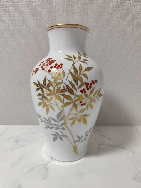 [RARE] OKURA POTTERY Garden OKURA Vase Nanten Gold Flower Vase $384.28 ...