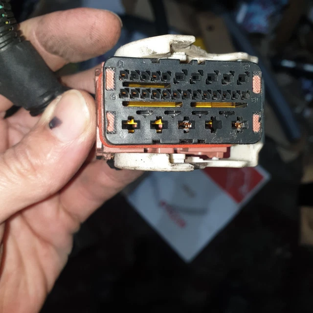 CITROEN C4 GRAND Picasso 2008 Semi Auto Actuator Ecu Plug Connector ...