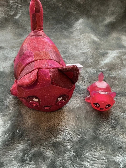 APHMAU MEEMEOW PLUSHY Red Ruby litter 4 & Ruby Cat Celestial Figure £8. ...