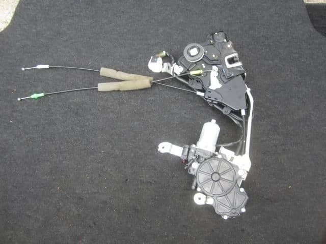 TOYOTA LEXUS LS 2006 DBA-USF40 Door Lock Solenoid 6905050080 [Used ...