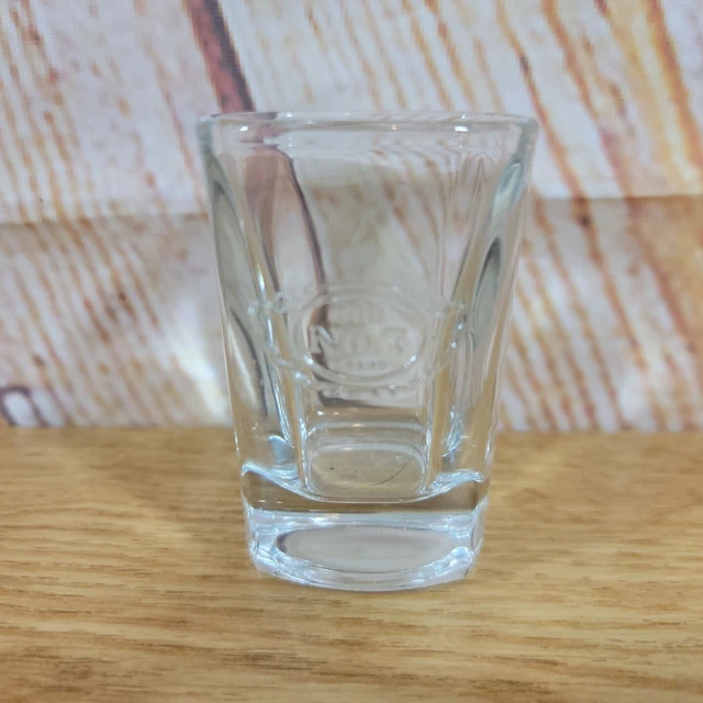 JACK DANIELS ROUND Logo Old No. 7 Square Shot Glass Raised Embossed! £5 ...