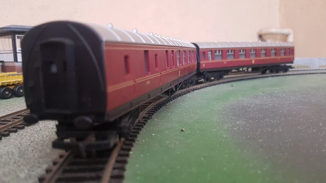 2X HORNBY LMS Stanier 57' Coaches - R433 Composite Corridor & R434 3rd ...