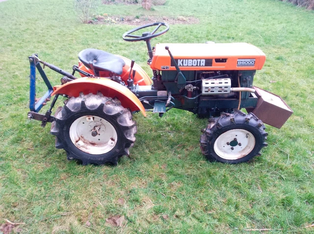 KUBOTA B6000 COMPACT Tractor 4x4 £3,350.00 - PicClick UK