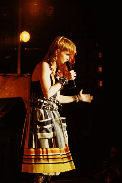 CYNDI LAUPER LIVE At The Lyceum Theatre London 1984 OLD MUSIC PHOTO 9 ...