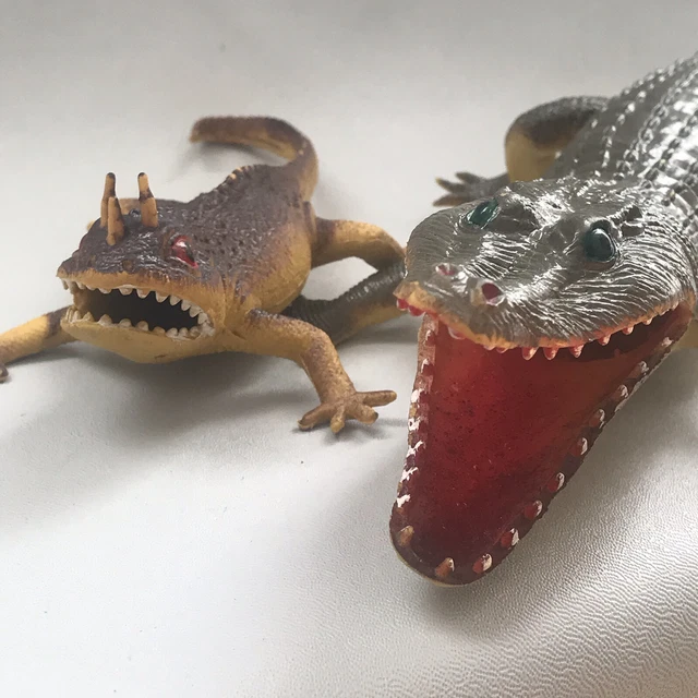 IMPERIAL ALLIGATOR 1970S Small Lizard 1977 Imperial Dinosaur $39.99 ...