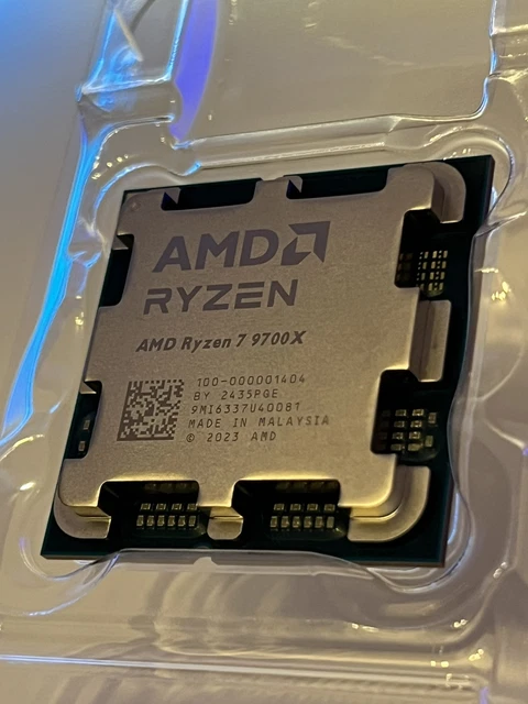 AMD RYZEN 7 9700X Processor (8 Cores/16 Threads) 5.5 GHz max, AM5, 40MB Cache £198.32 - PicClick UK