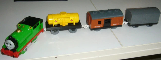 THOMAS THE TANK Engine trackmaster motorized toy train Percy Wagon Mail ...