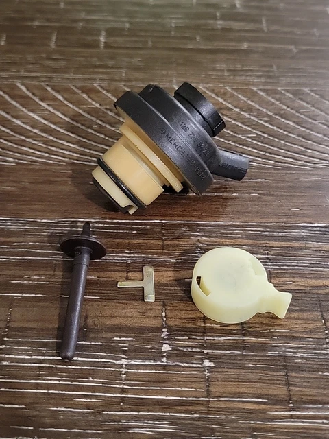 GENUINE MERCEDES-BENZ W124 280E Automatic Gearbox Pressure Valve 1262705779 NOS $175.23 ...