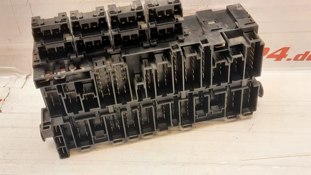 CENTRAL ELECTRIC FUSE Box Vw Rally Golf 2 Gt Gti G60 16V Corrado Passat ...