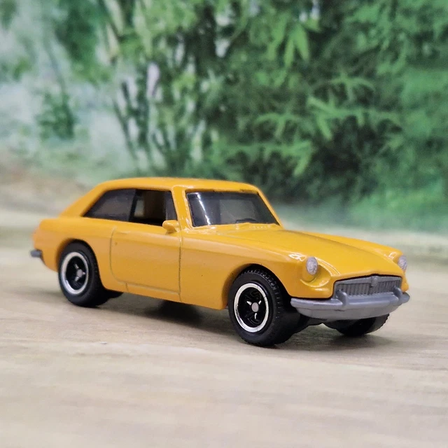 MATCHBOX MGB GT Coupe Diecast Model Car 1:64 (58) Excellent Condition ...
