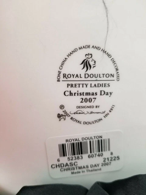 ROYAL DOULTON CHRISTMAS Day 2007 HN 4911 New in Box with COA $200.00 ...
