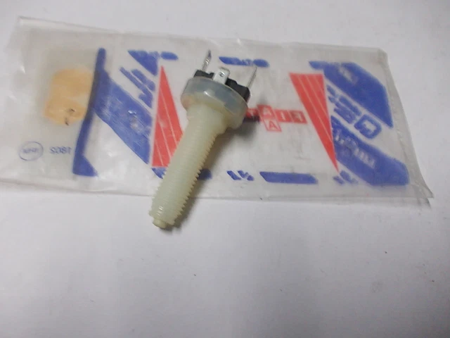 INTERRUPTEUR STOP LANCIA Thema beta Trevi Gamme Alfa 90 Brake Light ...