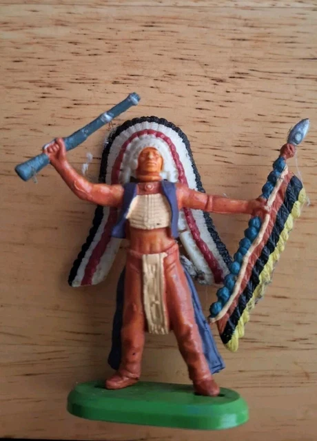 BRITAINS NATIVE AMERICAN Figure 1971 Indian Chief Figure £2.50 ...