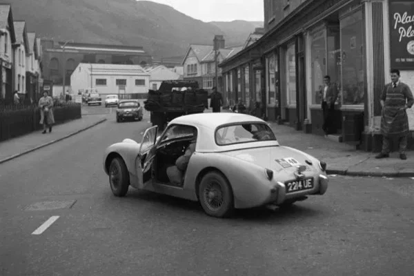PATTERN HAWKINS AUSTIN Healey Sprite Rally Car 1960 Motor Racing Old ...
