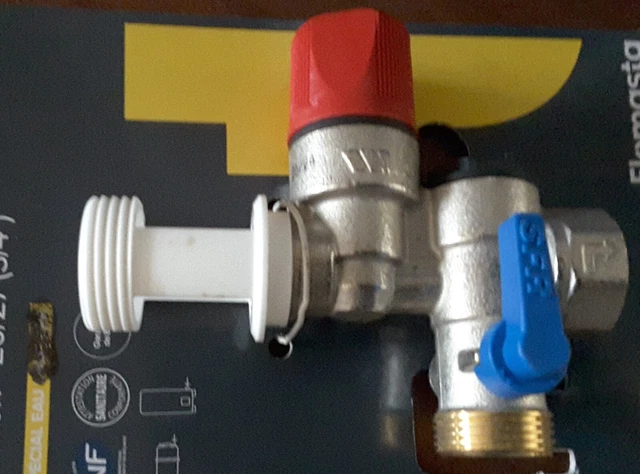 GROUPE DE SÉCURITÉ Laiton Droit pour Chauffe Eau cumulus 20x27 erreur d'achat EUR 12,00 ...