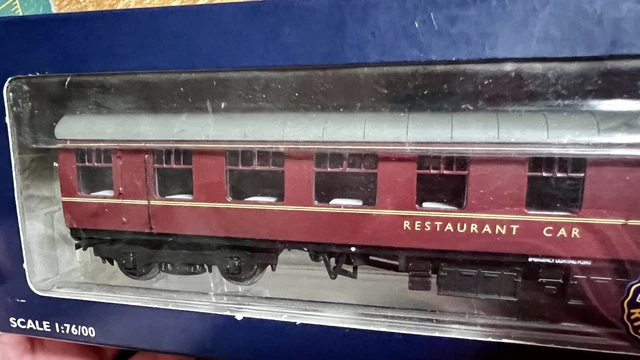 BACHMANN OO GAUGE 39-101 - BR MK1 Restaurant Car RU Maroon E1926 EUR 30 ... BACHMANN OO GAUGE 39-101 - BR MK1 Restaurant Car RU Maroon E1926 EUR 30 ...