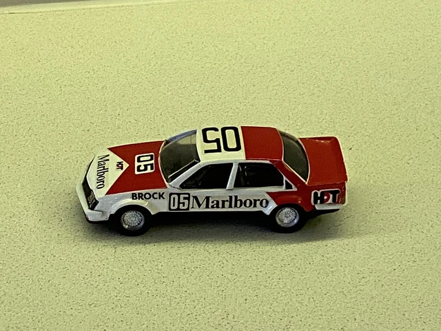 DINKUM CLASSICS 1:43 Peter Brock HDT VC Commodore 05 PLEASE READ ...