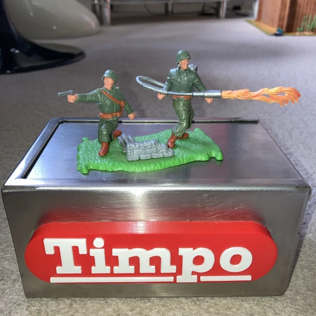 VINTAGE TIMPO G.I.'S con lanciafiamme raro look figure 1974 👀 EUR 58,54 ...