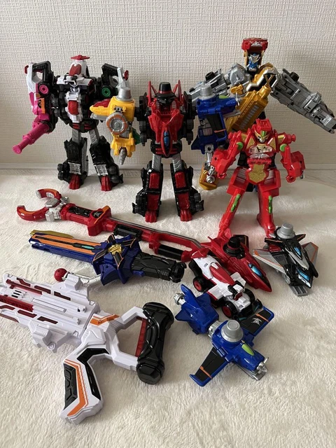 POWER RANGERS LUPINRANGER VS Patoranger Megazord Morpher Vehicle 11p ...