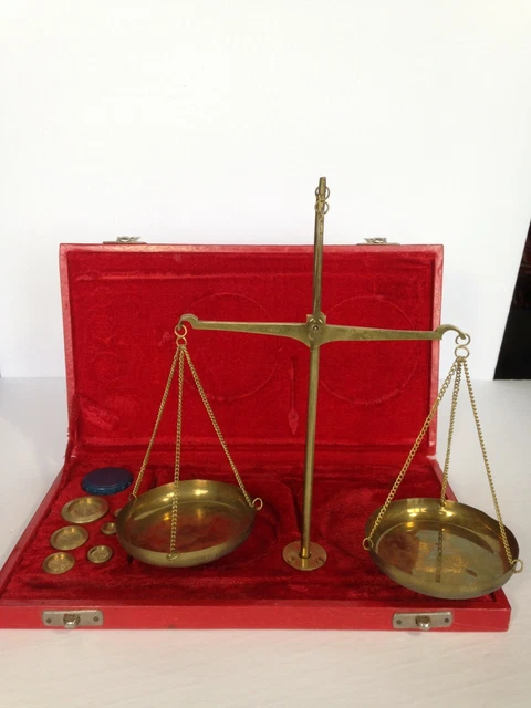 VINTAGE PORTABLE BALANCE Scale in a Case Brass, velvet lined, red $49. ...