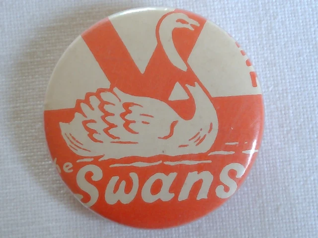 SOUTH MELBOURNE SWANS AFL VFL Football Vintage The Swans Club Badge ...