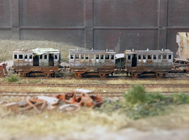 OO GAUGE COACHES: abandoned 19th century, heavily weathered. £29.99 ...