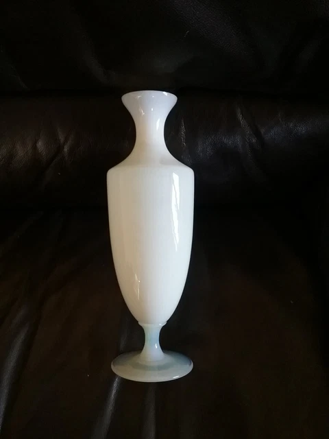 ANCIEN VASE SOLIFLORE En Opaline Blanche EUR 8,00 - PicClick FR