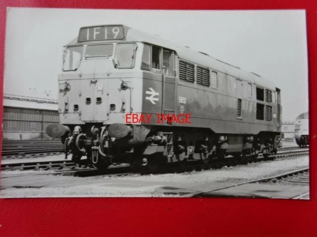 PHOTO BR Class 31 Loco No D5652 At Stratford July 71 £1.65 - PicClick UK