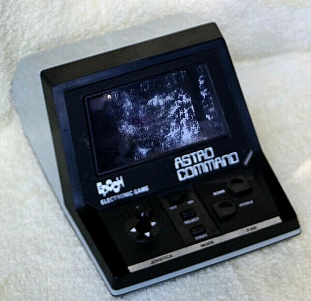 JEU VIDÉO DE table vintage Astro Command par époque 1982-FONCTIONNE SUPER-Pas de boîte EUR 48,04 ...